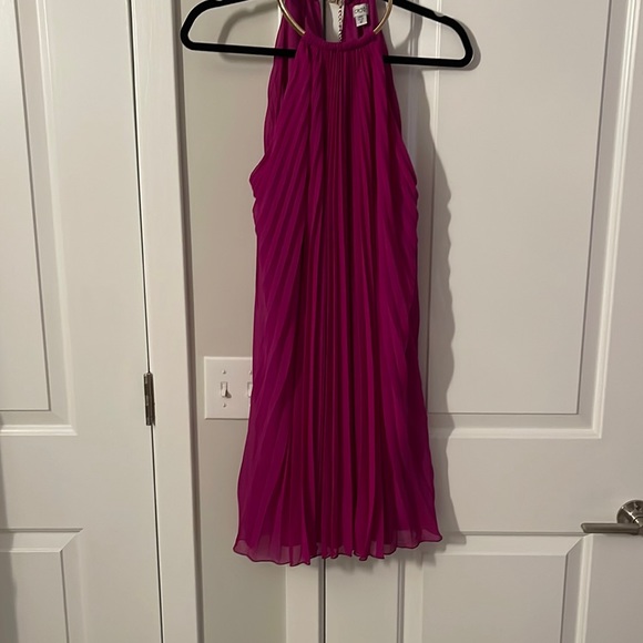 Cache | Dresses | Purple Accordion Pleated Dress With Gold Choker ...
